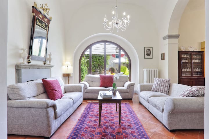 Private Villa In Chianti Between Florence & Siena - Italy