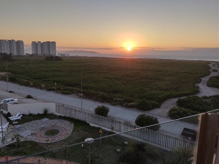 Departamento Con Vista Y Acceso Al Mar. - La Serena