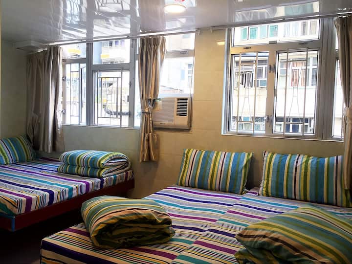 Family Room - Hong Kong