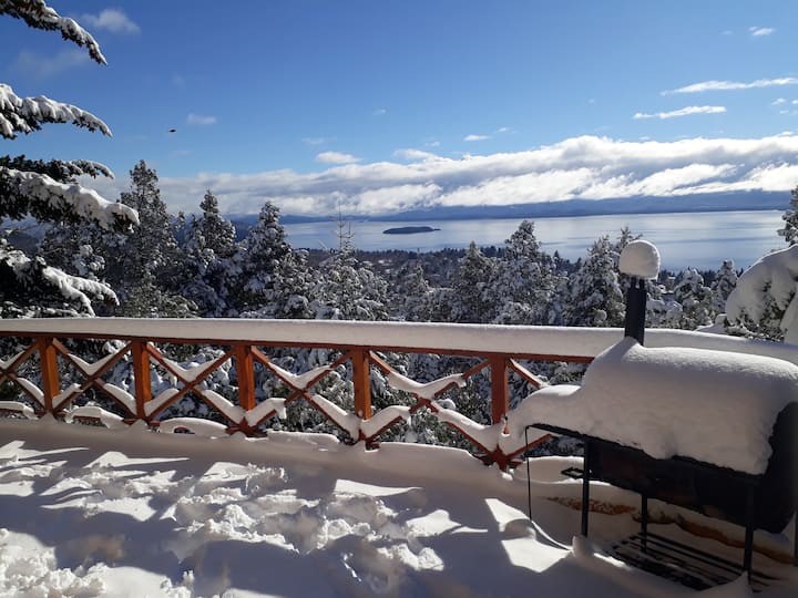 Casa Estilo Cabaña Con  Espectacular Vista Al Lago - San Carlos de Bariloche