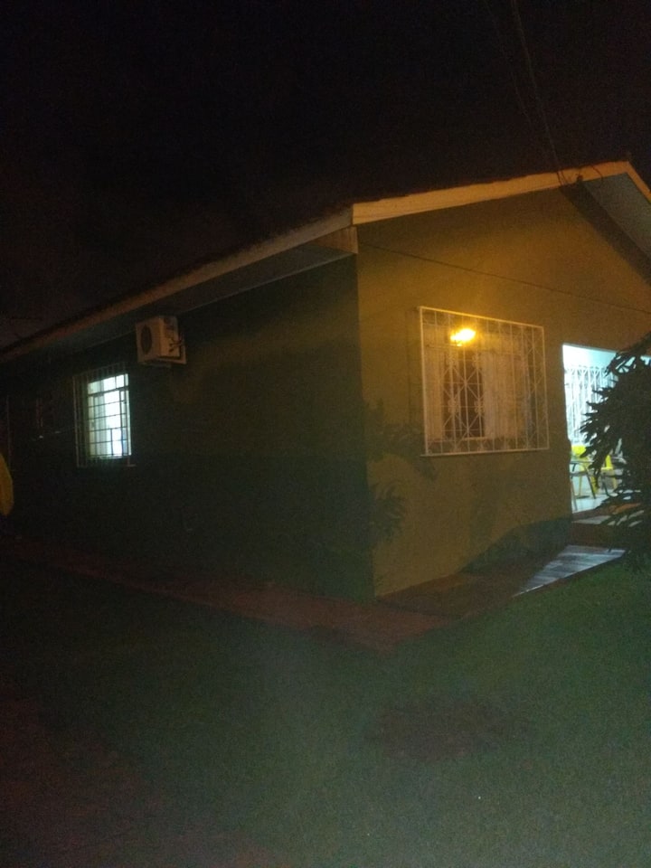 Microcasa Na Região Do Lago. - Cascavel