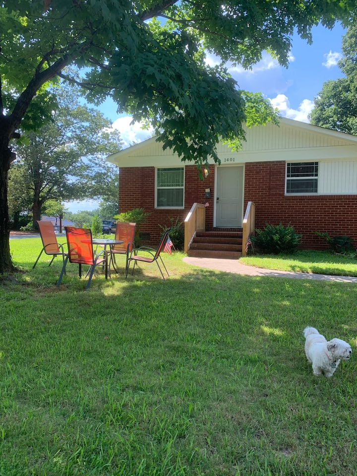 Quiet 2-bedroom Near South End/south Park/dilworth - Piper Glen Drive – Charlotte
