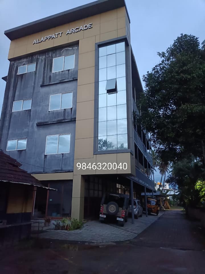 Alappatt Arcade G1 Studio Non-ac - Thrissur