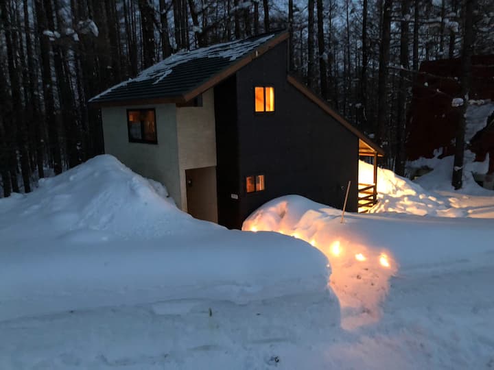 Crofton House - Cosy ski cabin near Niseko Hirafu - Cabins for Rent in ...