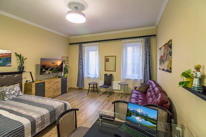 Kis Margit Apartman, A Margit Hídnál - Budapeszt