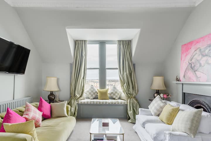 Edinburgh Chic New Town Penthouse Apartment - Edinburgh