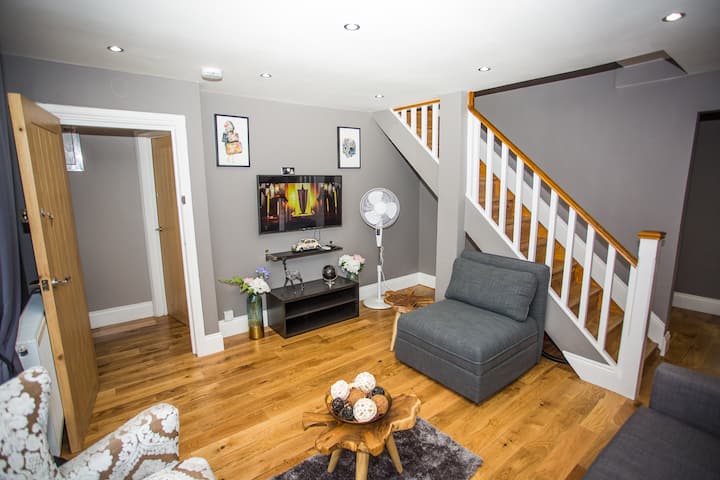 Sunset Homes - Woolwich