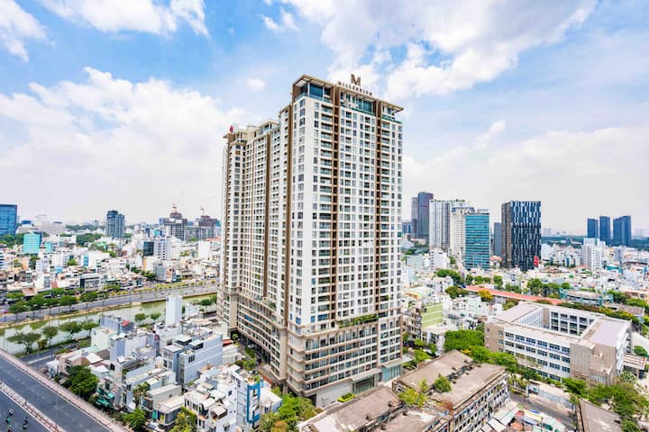 Lovely Studio, Near Center, 5mins To D1 - Pool - Ho Chi Minh
