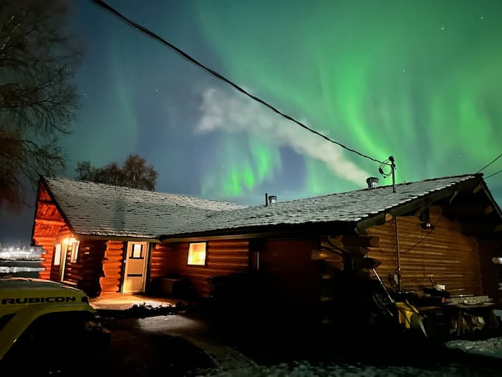 Lakeside Cabin - Fairbanks, AK