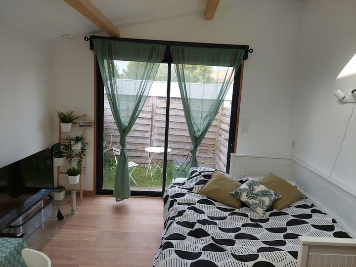 Studio 22 M² Dans Quartier Calme - Pessac