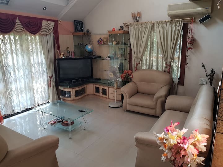 Sai Villa (Spacious 2bhk Luxury Villa With Garden) - Pune