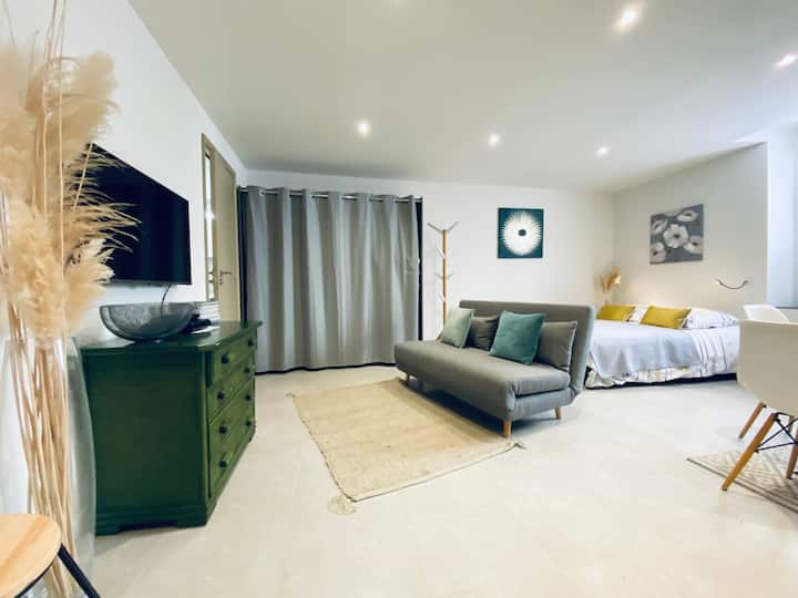 Studio à 70 M Du Port Et 600 M De La Plage - Ramatuelle