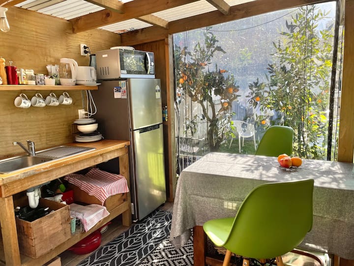 "Elsie" Entire Guest House - 