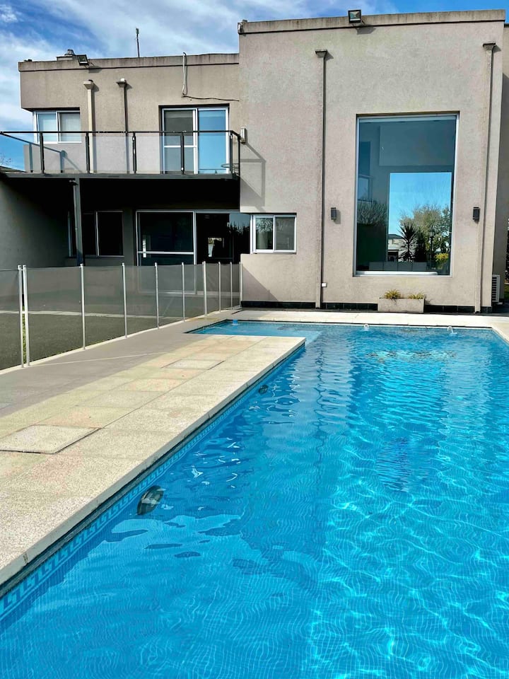 Casa Con Piscina Climatizada En Cardales 8 Pax - Campana