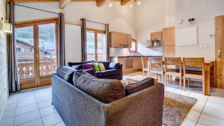 High End 3 Bed Apartment Located In Morzine Centre - Avoriaz