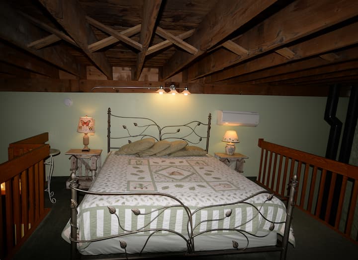 Stone Mill Hotel And Suites - Garden Loft Suite - Lanesboro, MN