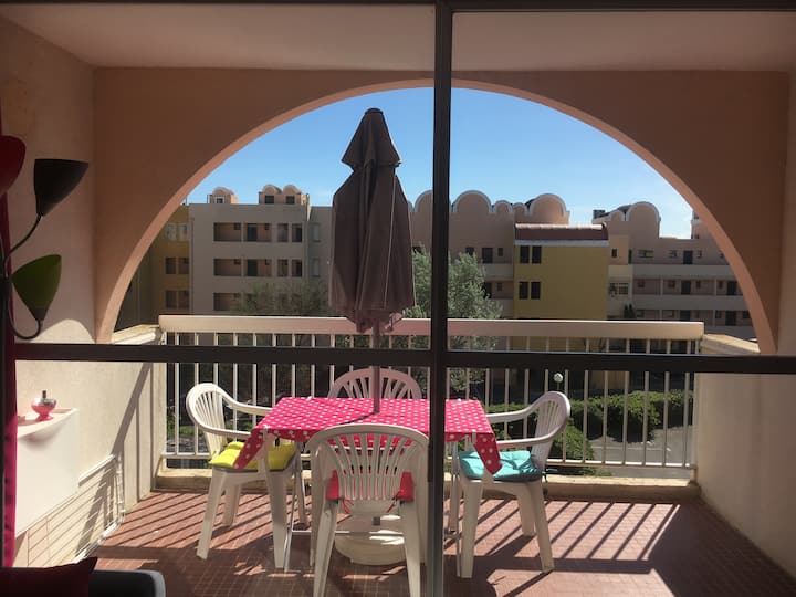 Studio Cabine Neuf Climatisé Avec Parking Privé - Gruissan