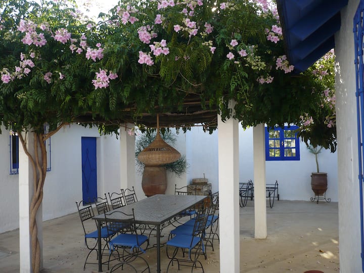 La Casa De Las Higueras. “Dar Qarmus” - Tétouan