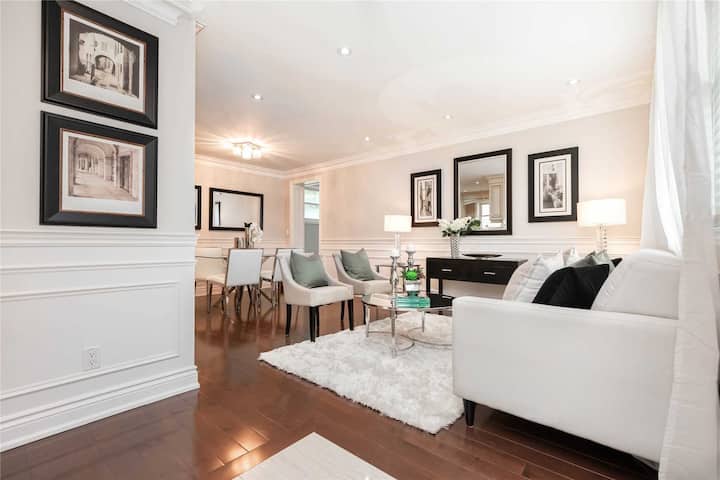 Luxurious Entertainment House In Downtown Toronto - Toronto