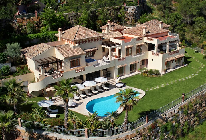 Gratis 650  Daily Lux Pack - Villa De Lujo De 7 Habitaciones, 2 Piscinas Privadas, Spa, Sauna - Estepona