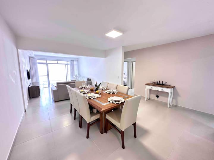 Apto Amplo Na Av Brasil 150m Praia - Balneário Camboriú