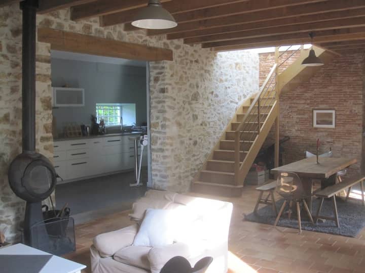 Ecurie Rénovée Au Cœur Du Château Les Rieux - Puy du Fou