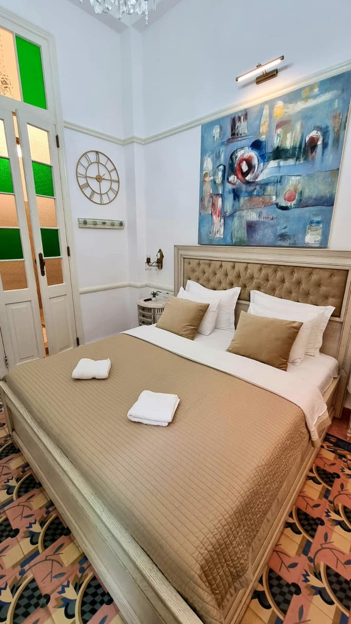 "Casa Madelyn" Downtown -#3 Room With Free Wifi - Cuba