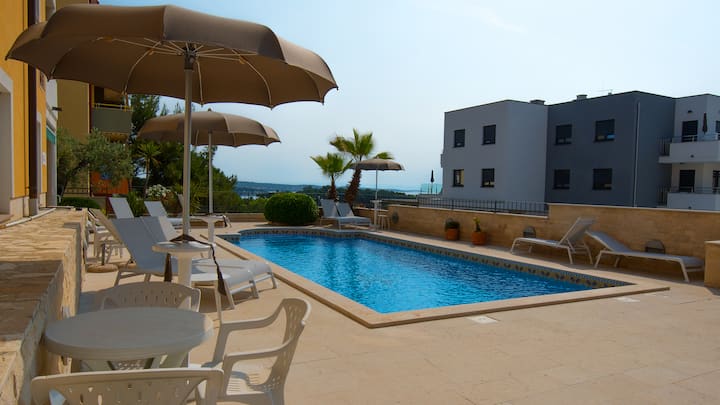 Apartment Flora A6, With Pool - Premantura