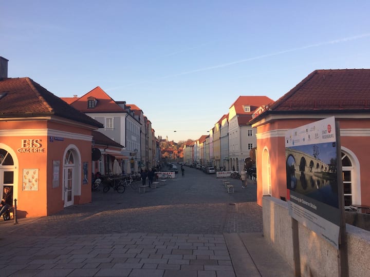Schönes Appartement Mit Designerbad Und Parking - Regensburg