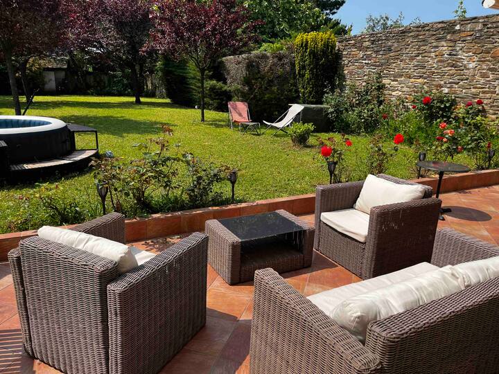 House Renovated In 2024, Garden, 2 Mns From The Beach By Car, Shops On Foot - Bretaña