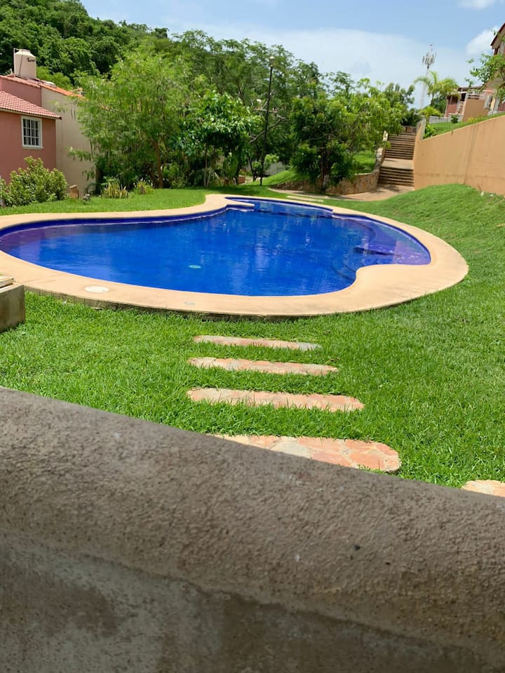 Hermosa Casa A 15 Minutos De La Playa En Auto - Ixtapa Zihuatanejo