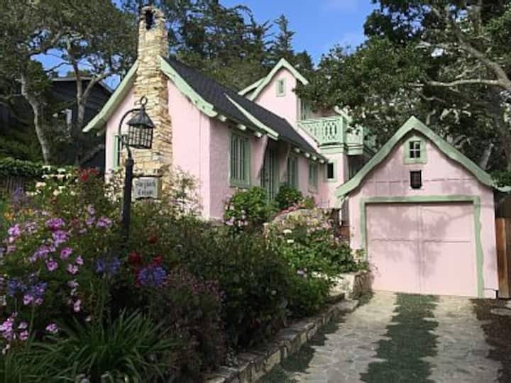 Storybook Cottage - Monterrey, CA