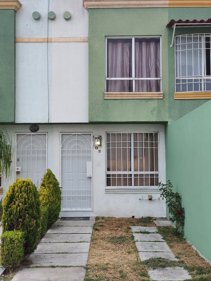 Acogedora Casa En Privada Excelente Ubicación - Puebla