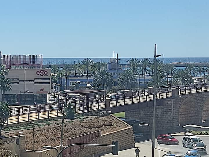 Acogedor Apartamento Frente Al Mar Elena Y Michele - Almería