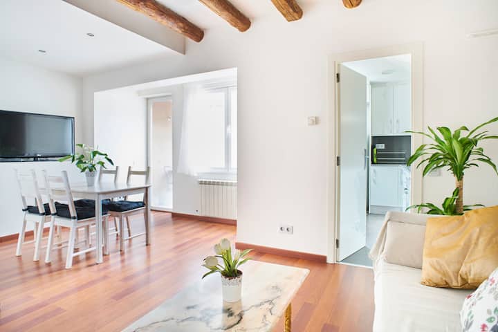 Cozy And Great Apartment. Centre.  Manresa - Municipality of Manresa