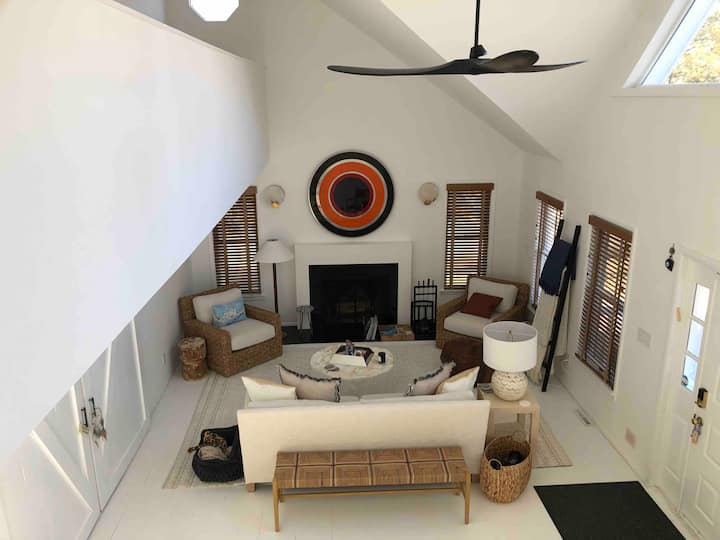 Sag Harbor Village Fringe. Pristine 5br W/pool - Sag Harbor, NY
