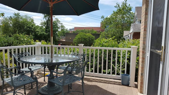 Delhi House - Arlington, VA