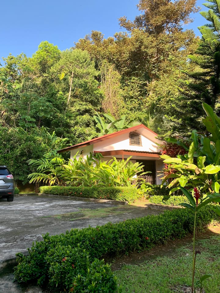 Efficiency Bungalow - Metropolitan Natural Park - Panama City