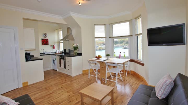 Melvin Lodge Apartments - Harbourside View - Portpatrick