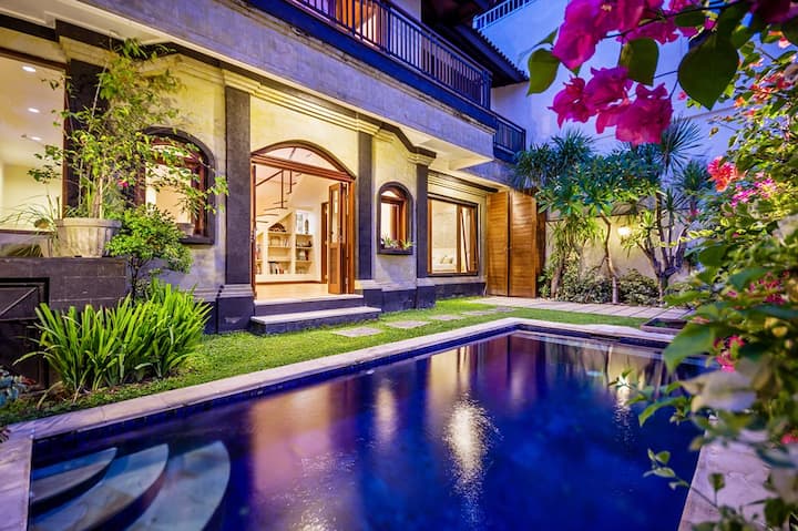 Villa Ivy - 3chambres 5 Min De Seminyak. - Kuta