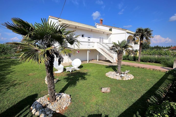 Large Family Home Zadar Dalmatia - Zadar