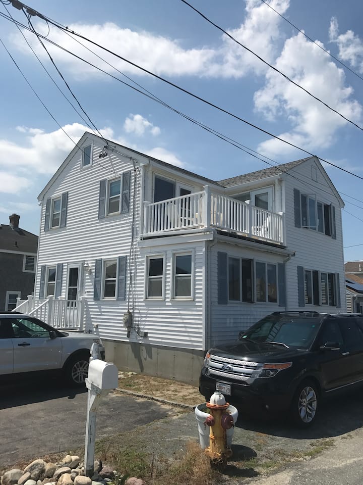 Beach Home On Sunrise Beach - Scituate, MA