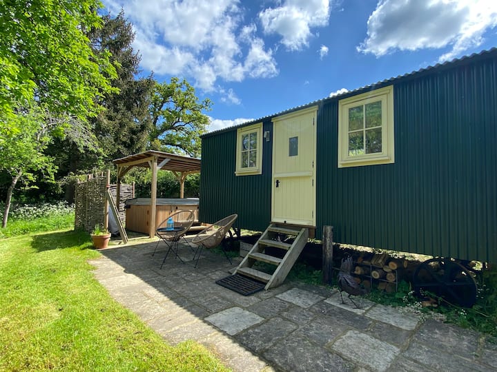 Orchard Huts - Shepherds Delight - Cotswolds
