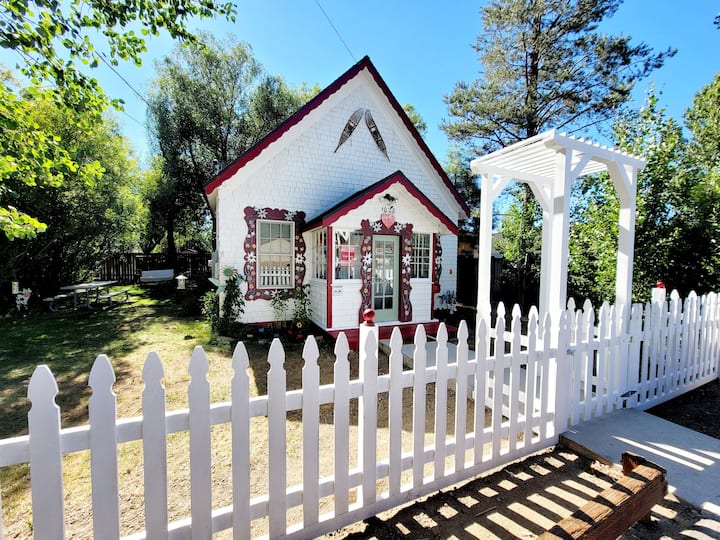 "The Heart House” Dog Friendly Historic Home - Lake Tahoe