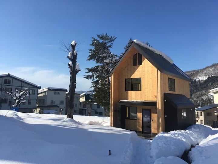 Brand New Wooden Cabin In Nozawa Near Gondola - 野澤溫泉村