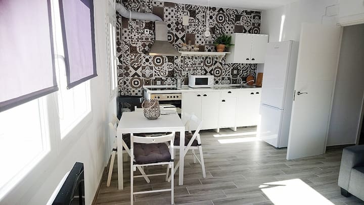 Apartamento Centro (Entero), Muy Luminoso. - Málaga