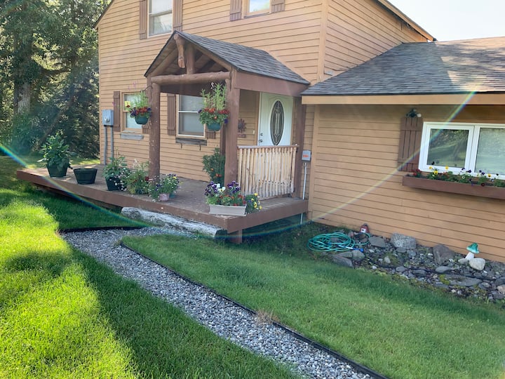 A Little Bit Of Quiet In The Not So Quiet World. - Sterling, AK