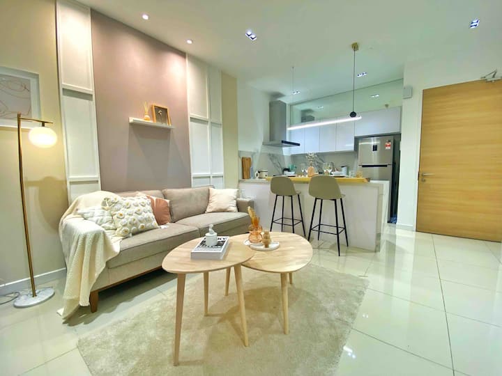 Bangsar Muji-suite | 2-3 Pax | Nexus | Netflix - Petaling Jaya