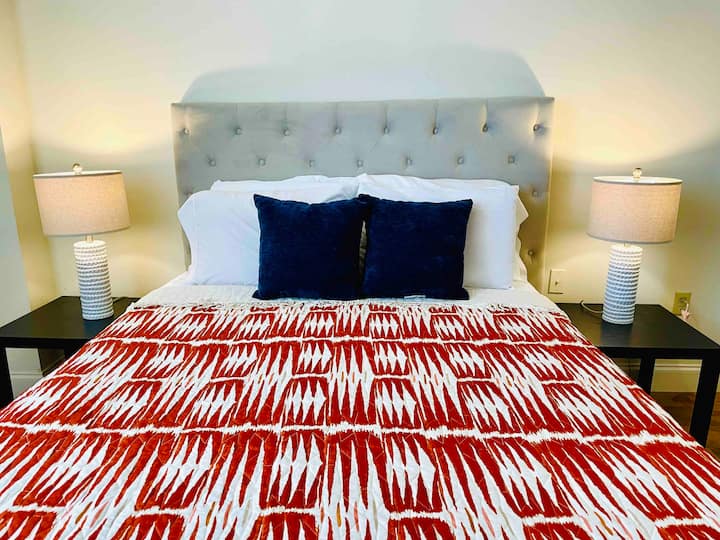 Spacious 1 Br Downtown W/roku Tv! - Memphis, TN
