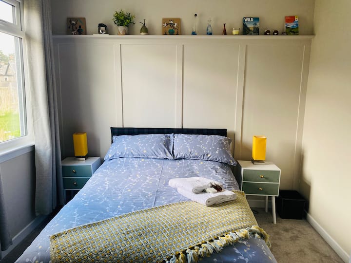 Double Room In The Cairngorms By Train Station - Pitlochry